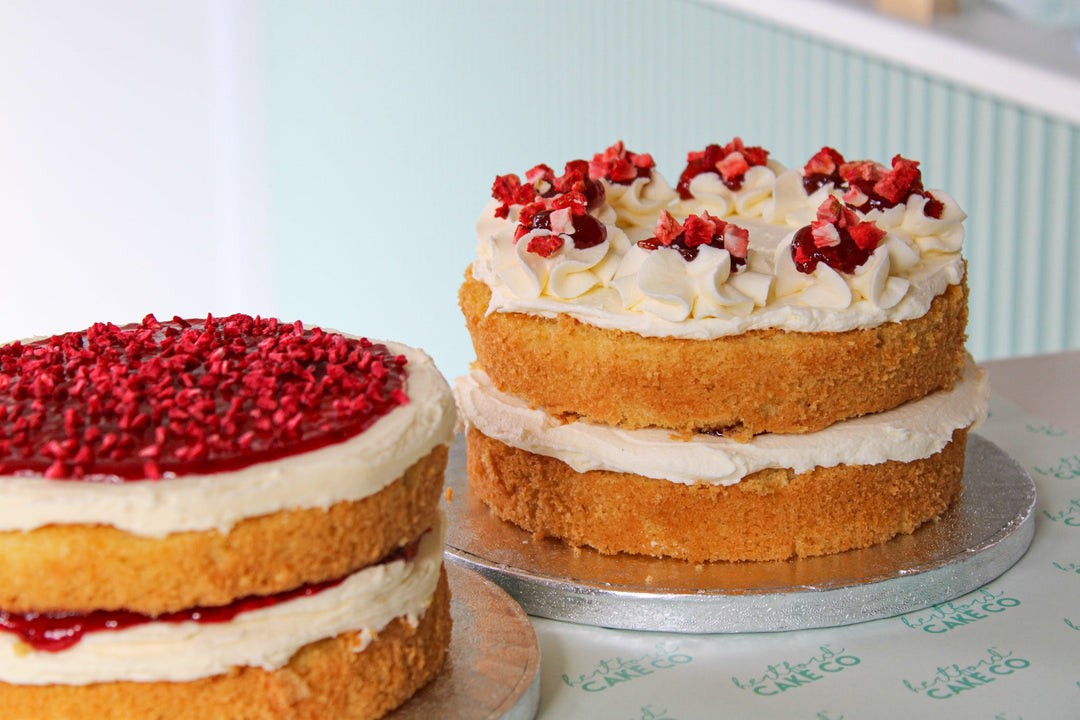 Layer Cakes – HertfordCakeCo